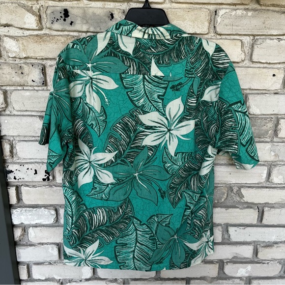 howie Hawiia | Shirts | Men Howie Hawaiian Shirt Made And Bought In ...